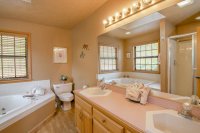 Golden View Lodge Cabin - 6 bedroom 5 bathroom/sleeps 20